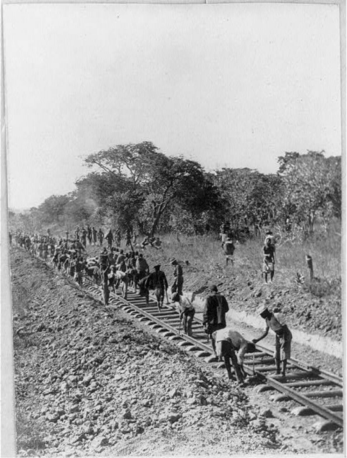 Of(f) the Tracks: The Legacy of Colonial Railway Infrastructures in ...