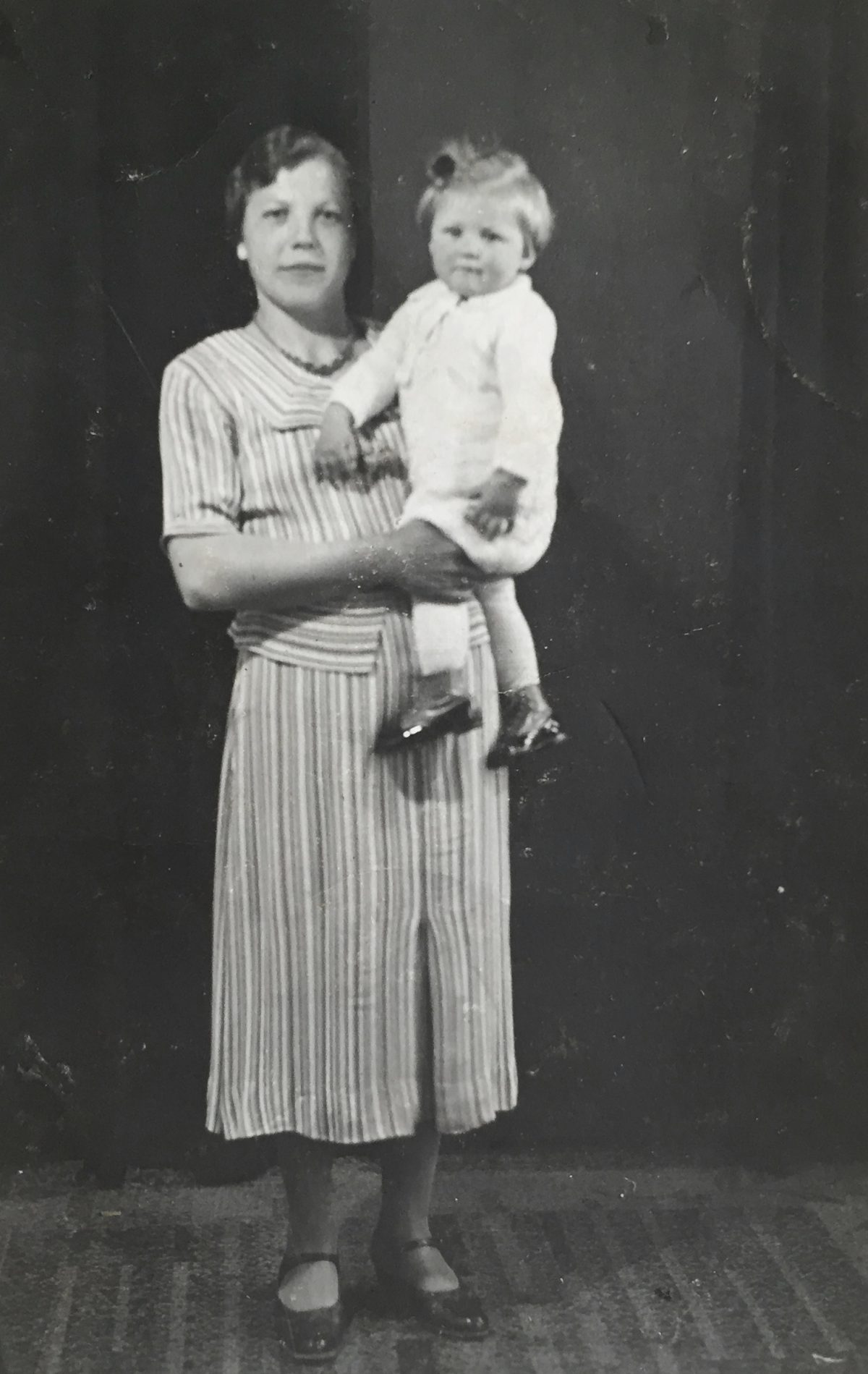 The Last Traces – Studio Visit - Akademie Schloss Solitude